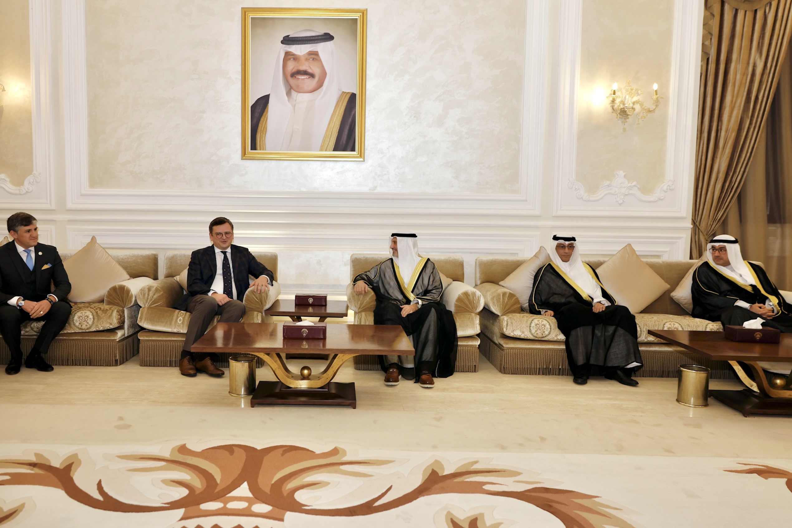 MOFA | Kuwait FM receives visiting Ukrainian counterpart